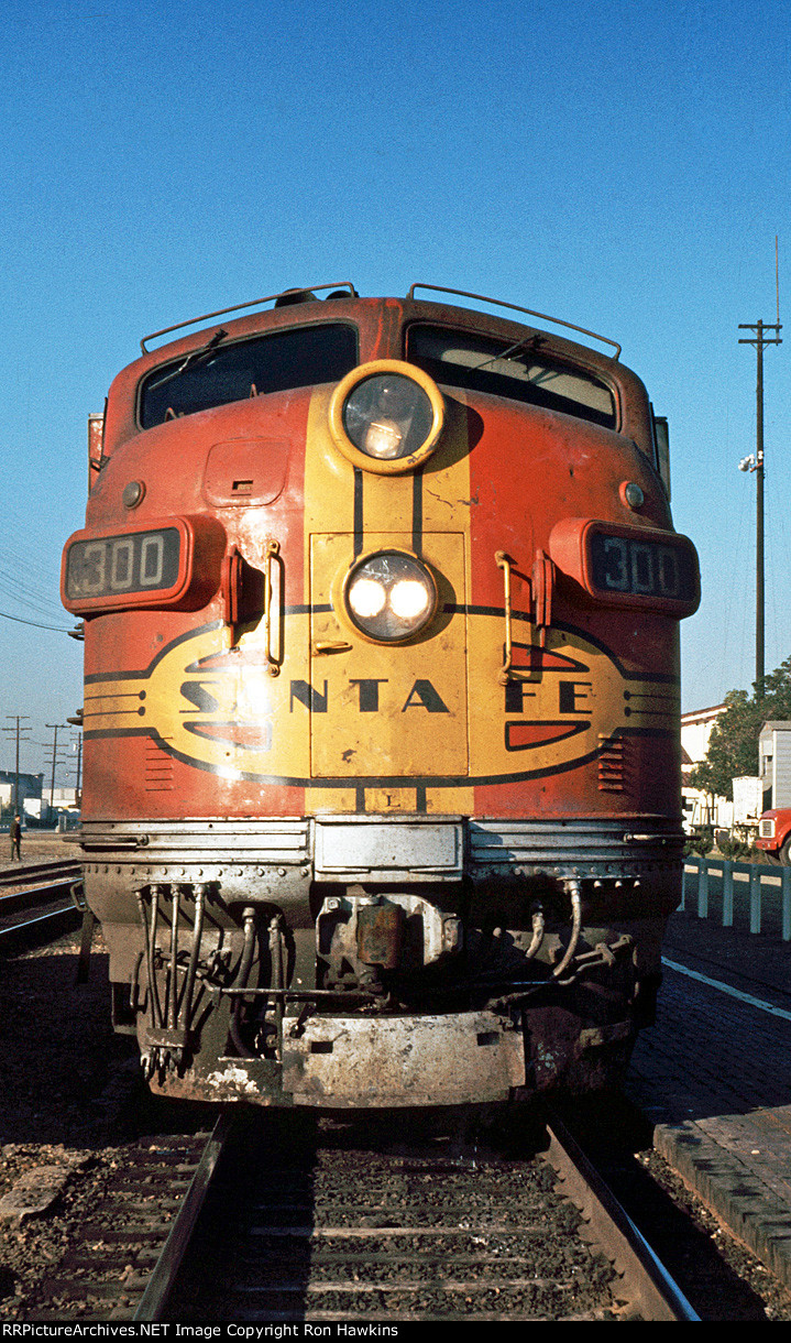 ATSF 300L